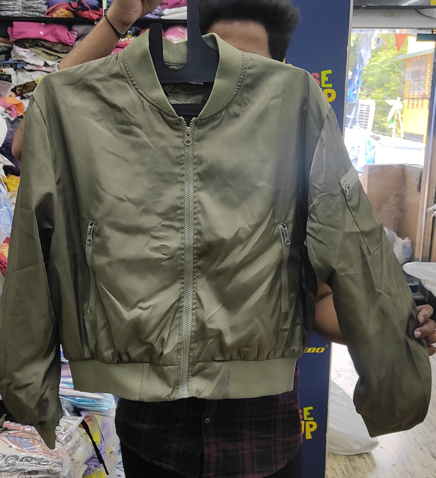 Parachute jacket – INVISION